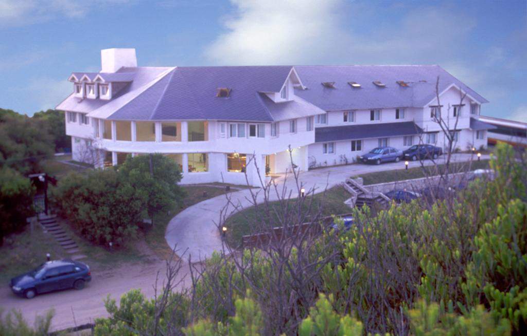 ᐈ Hotel SOLEADO en Pinamar [INFO, PRECIOS Y FOTOS]